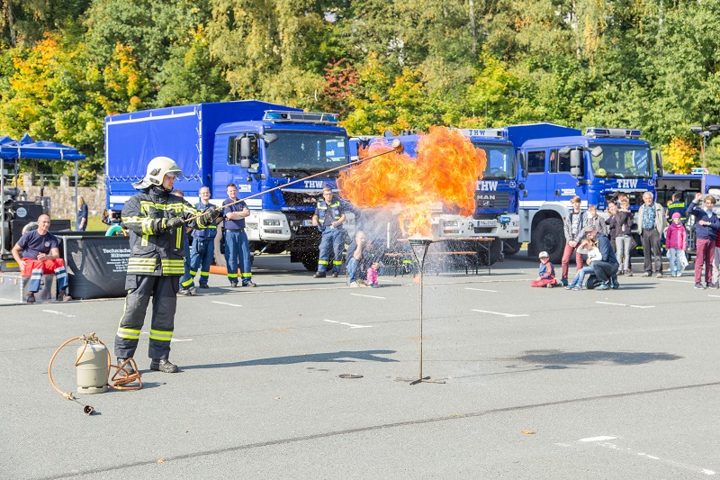 Rettungstechnik bei Blaulicht-Meile in Aue - Radio Erzgebirge